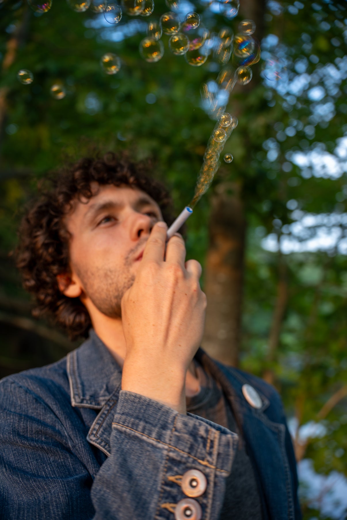 Bubble Blowing Cigarette